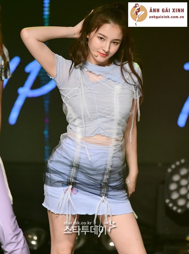 Nancy là ai? Tiểu Sử Và Sự Nghiệp Ca Sĩ Nancy Momoland - Trần Văn Thắng